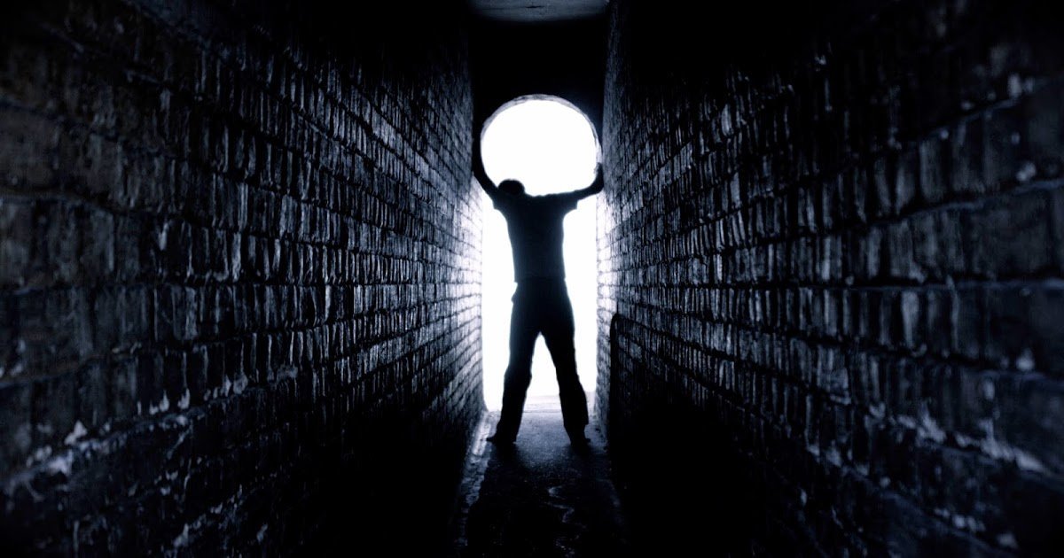 21 POWERFUL PRAYER POINTS AGAINST EVERY ELEMENT OF DARKNESS IN YOUR ...